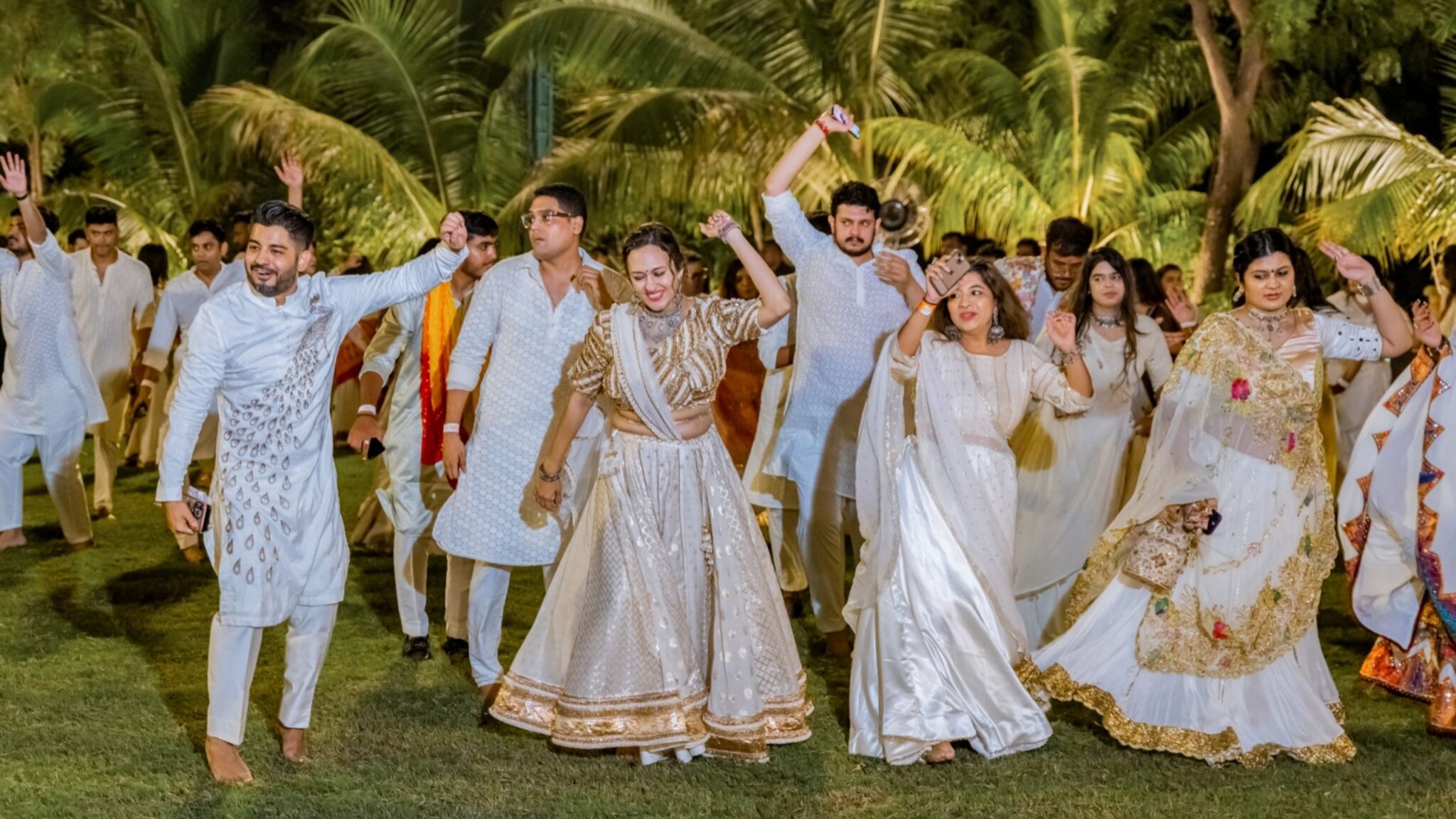 Top Trending Garba Nights of Gujarat to Not Miss in 2024 - Gujpreneur